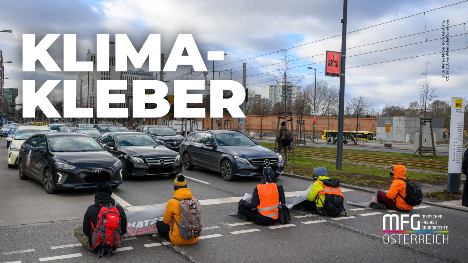 Klima-Kleber: Wie helfen Mega-Staus dabei, das Klima zu retten? - MFG Klub OÖ